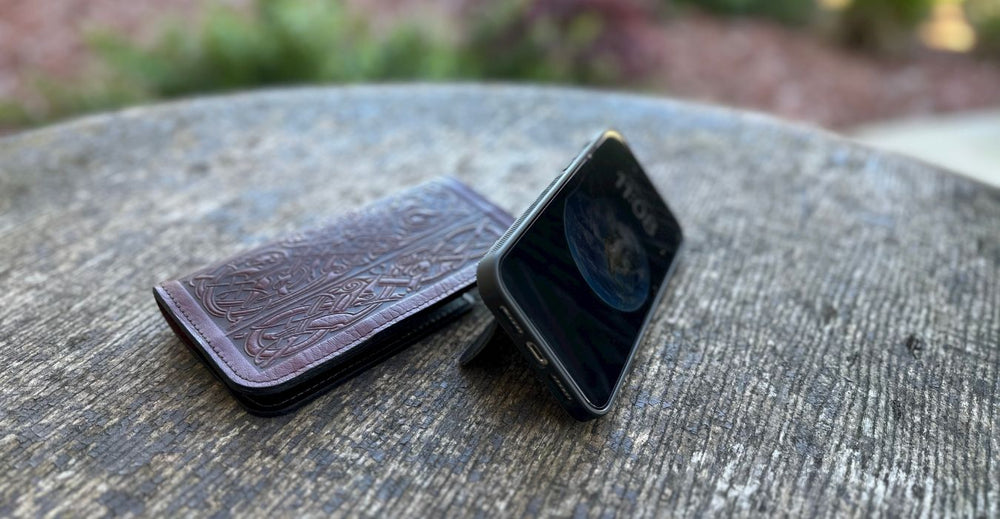 Genuine Leather Wallet Folio Cases for iPhone, Made in the USA - Oberon ...